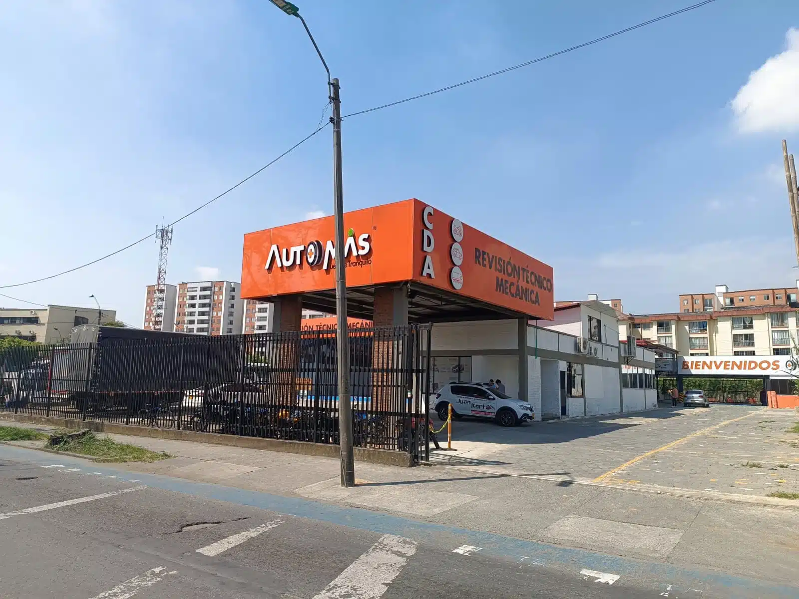 AutoMás Cali Cda La 34 - AutoMás