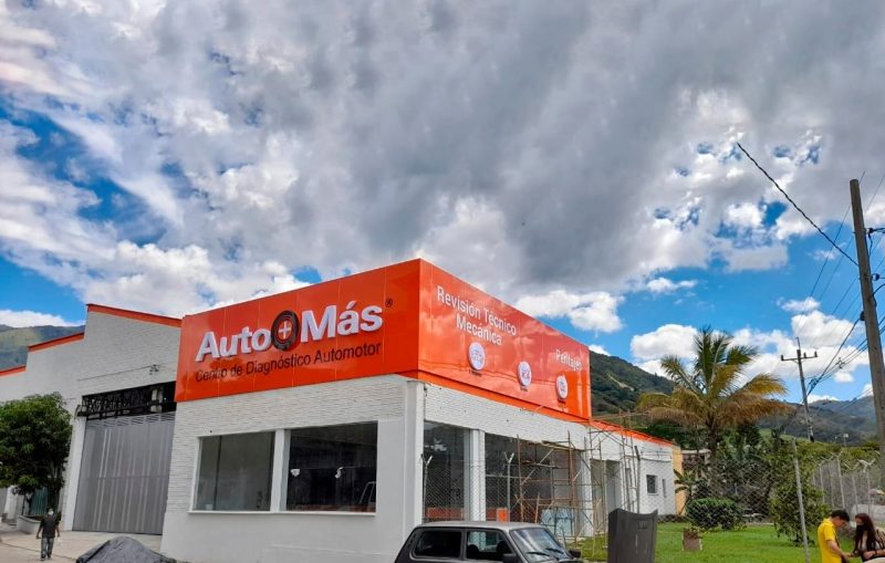 AutoMás La 10 - AutoMás